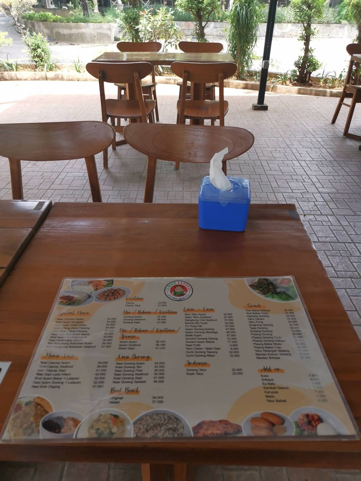 Menu at Jumbo express a.k.a JE KOPI cafe, West Jakarta