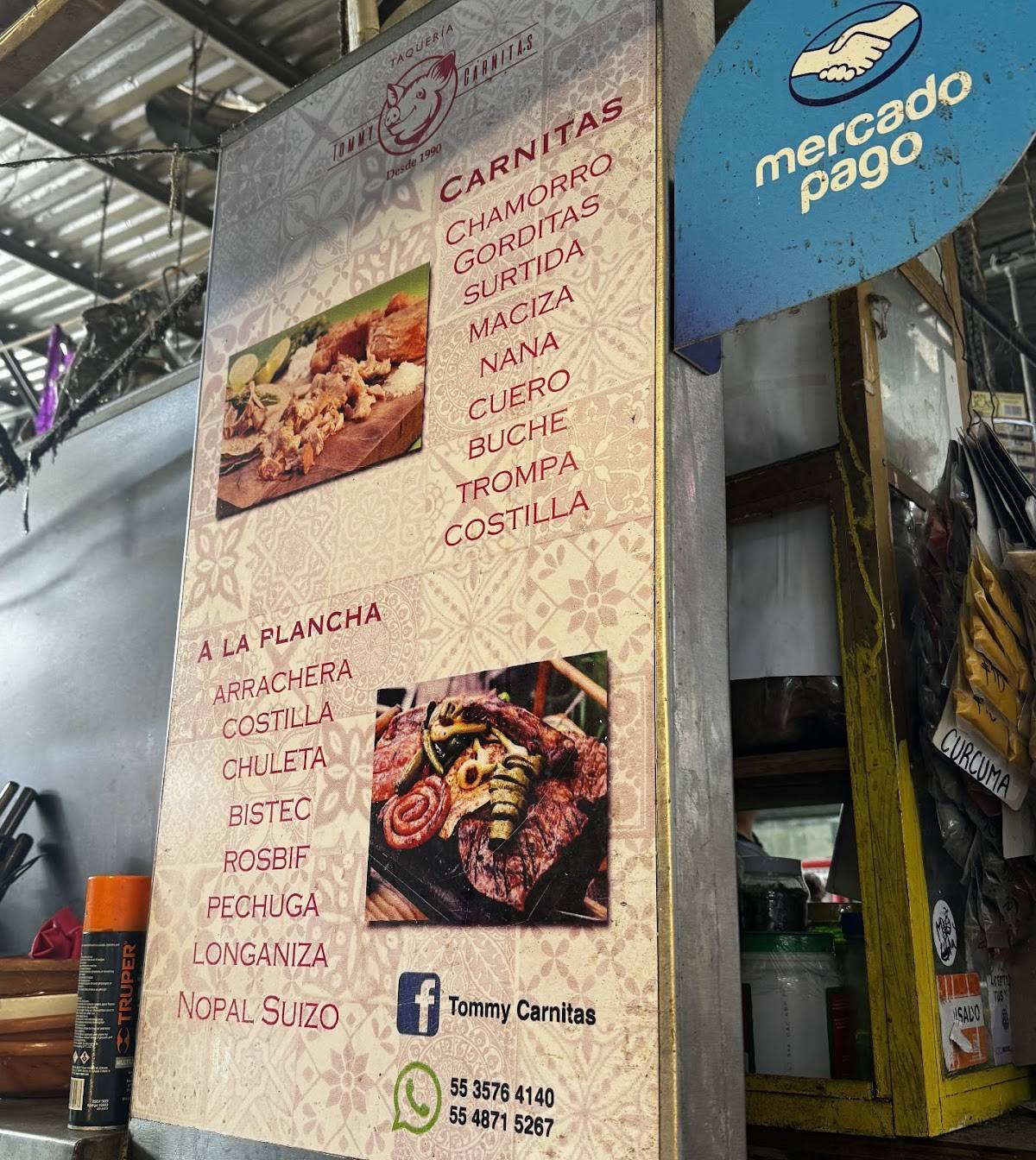 Menu at Taqueria Tommy Carnitas restaurant, Naucalpan