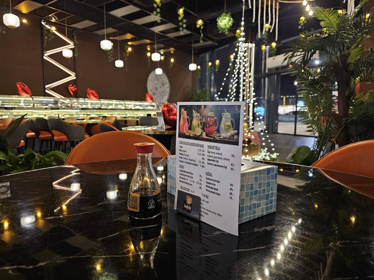Menu at Running sushi Tenmanya restaurant, Jihlava