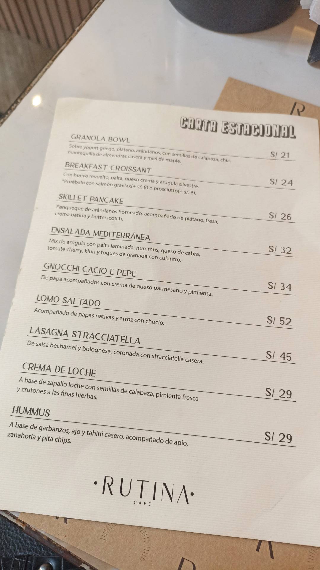 Carta de Rutina Café, Miraflores