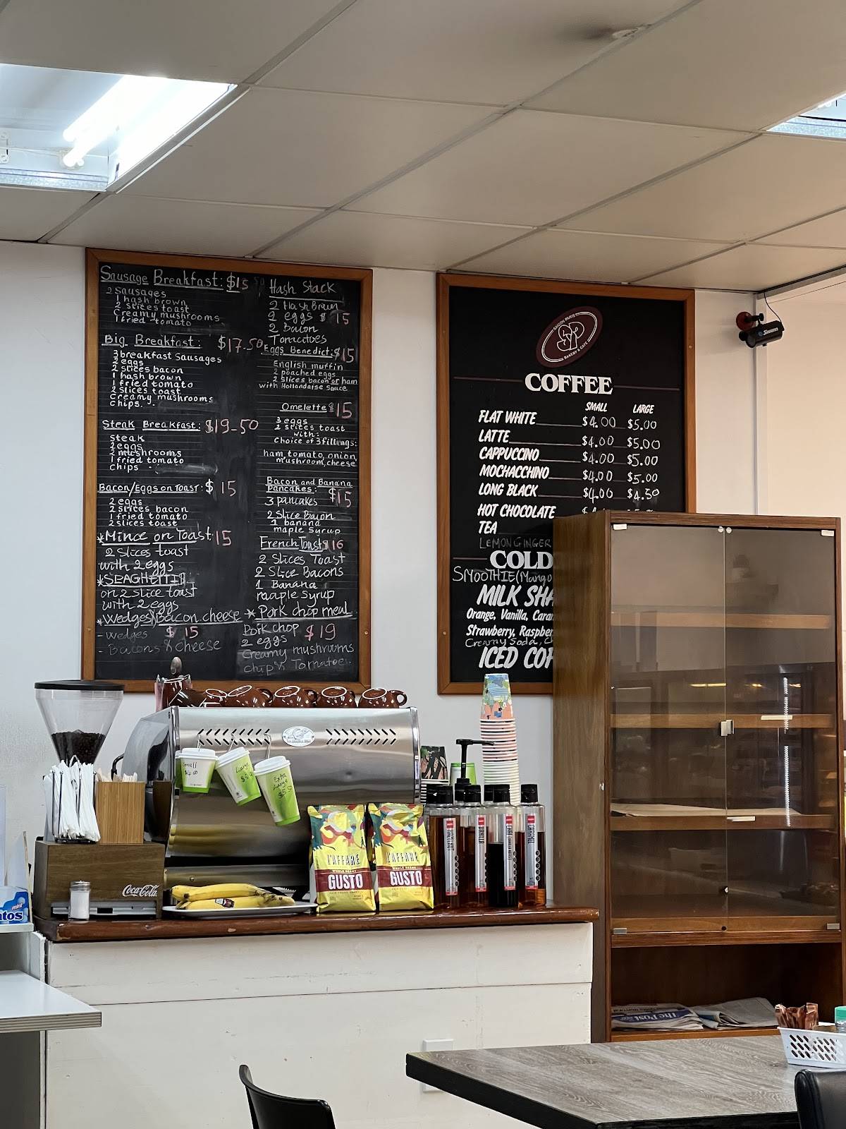 Carta de Saigon-Paris Bakery, Lower Hutt, 107 Jackson St