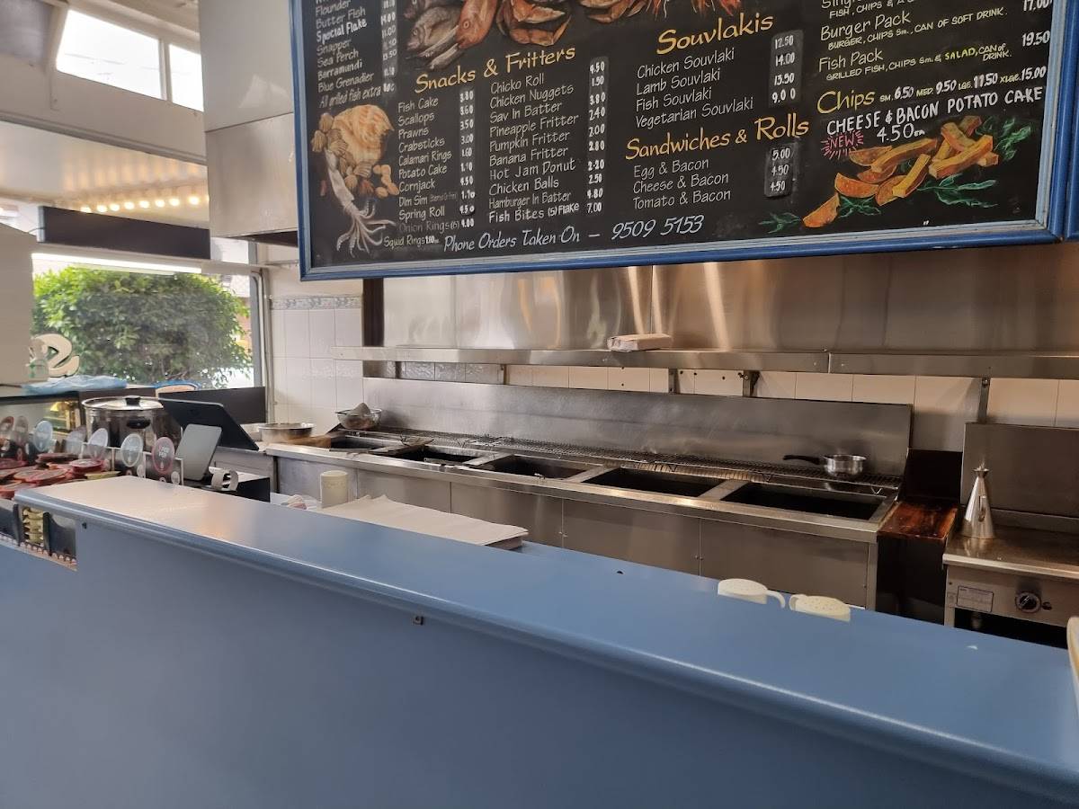 Menu at Sami’s Fish & Chips Burke Rd fast food, Glen Iris