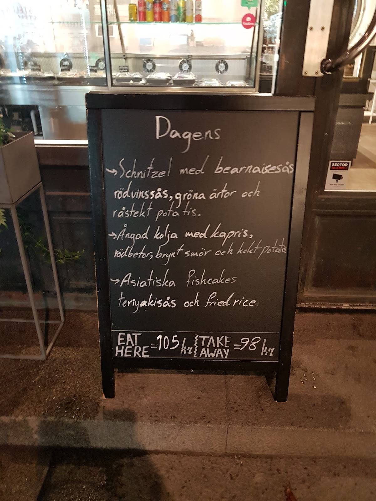 Menu at Mom's Kitchen restaurant, Stockholm, Drottninggatan 92