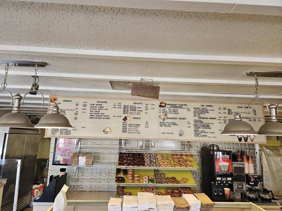 Menu at Sweeties Donuts Sattler restaurant, Canyon Lake, FM2673