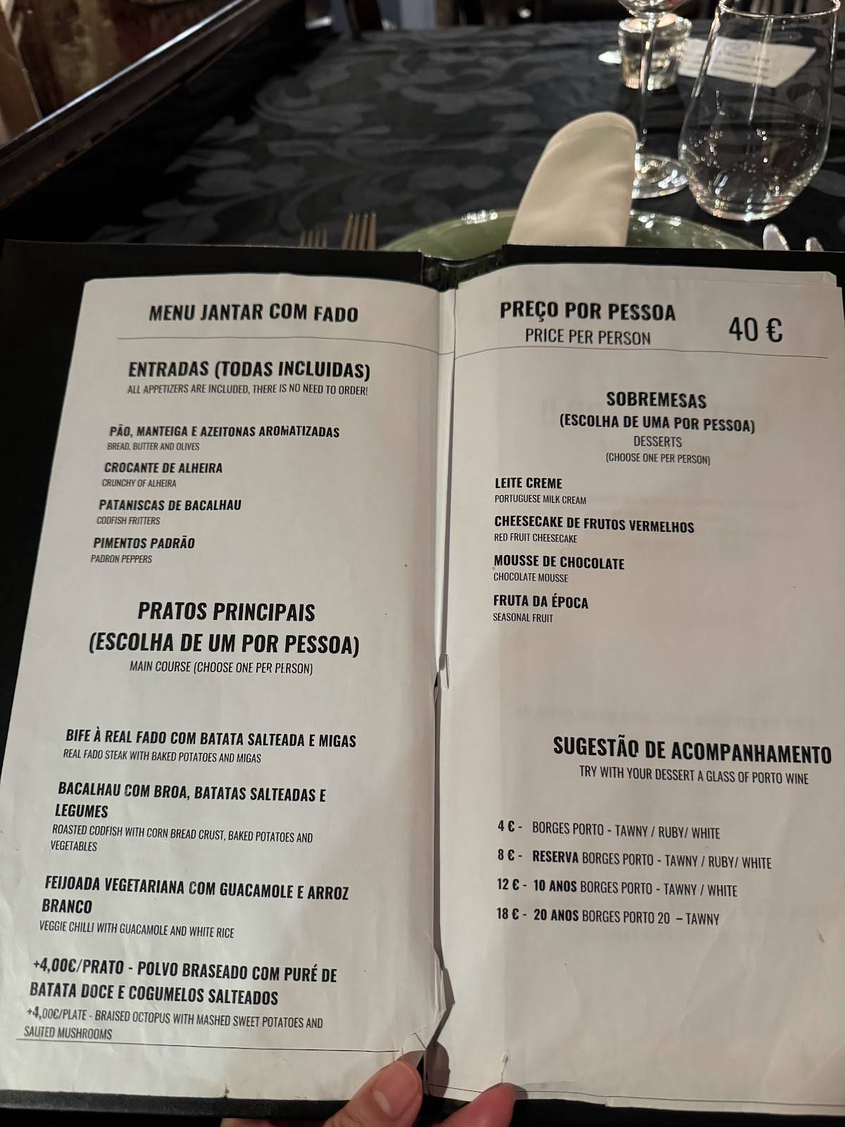 Menu em Taberna Real do Fado restaurante, Porto