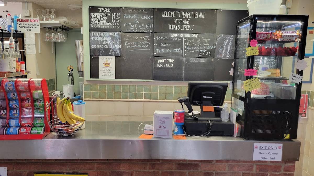Menu at Teapot Island cafe, Yalding