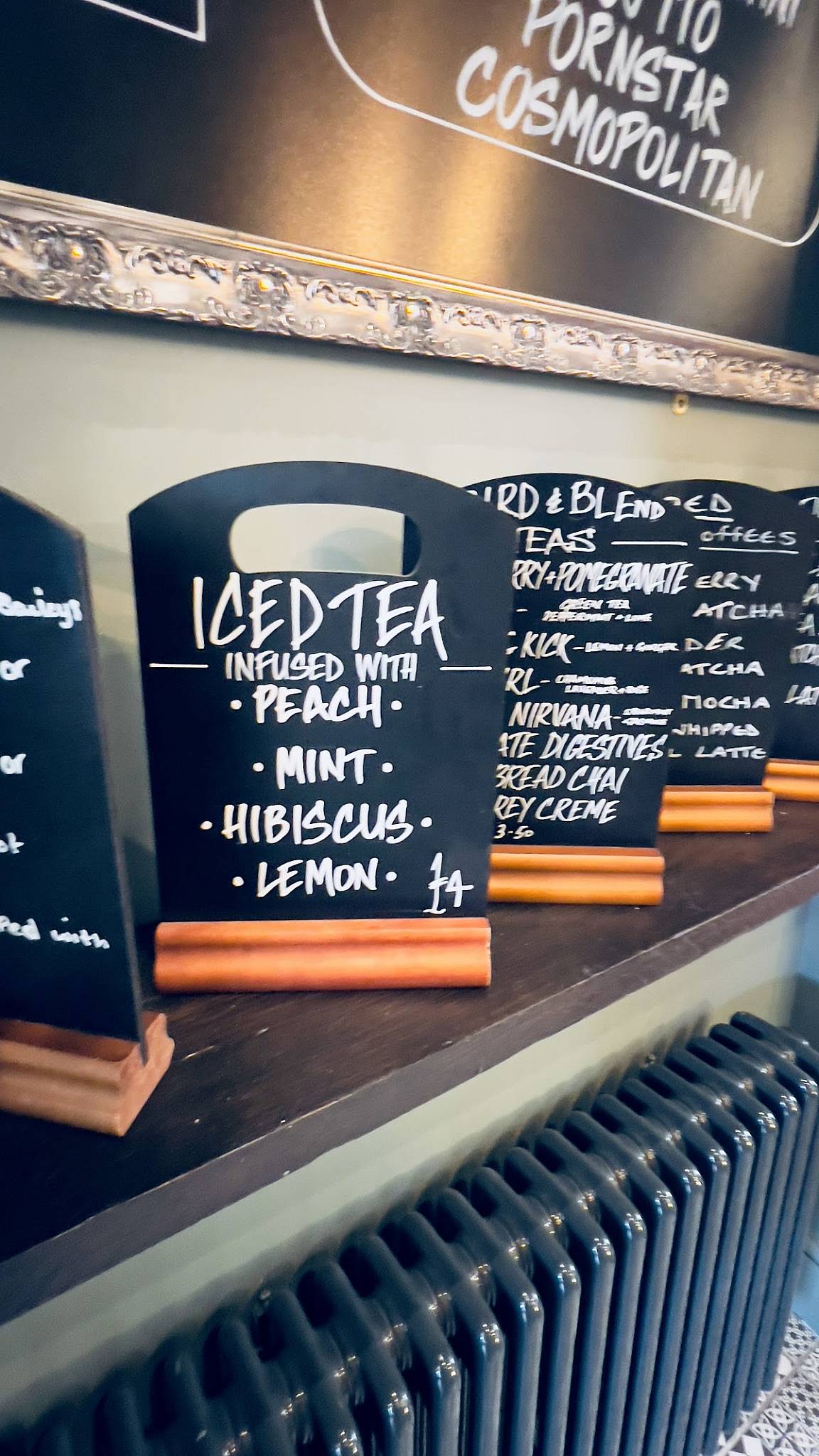 Menu at The Red pub & bar, Rhyl, Waterfall Rd