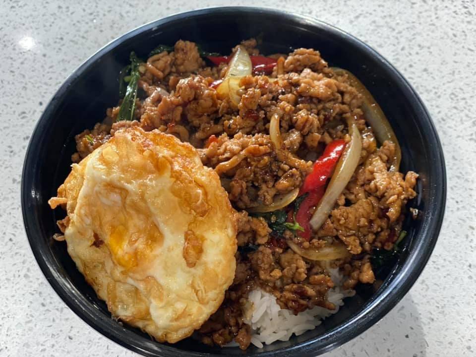 Menu at Thoong Thong cafe, Essendon North
