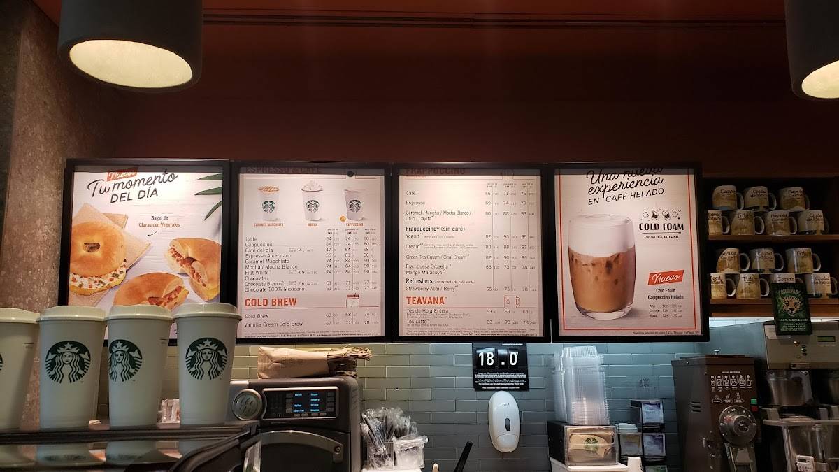 Menu at Starbucks restaurant, Tijuana, Vía de la Juventud Ote