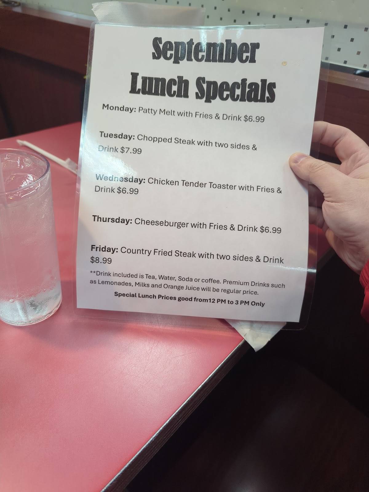 Menu at Huddle House restaurant, Tupelo, 107 Stone Creek Blvd