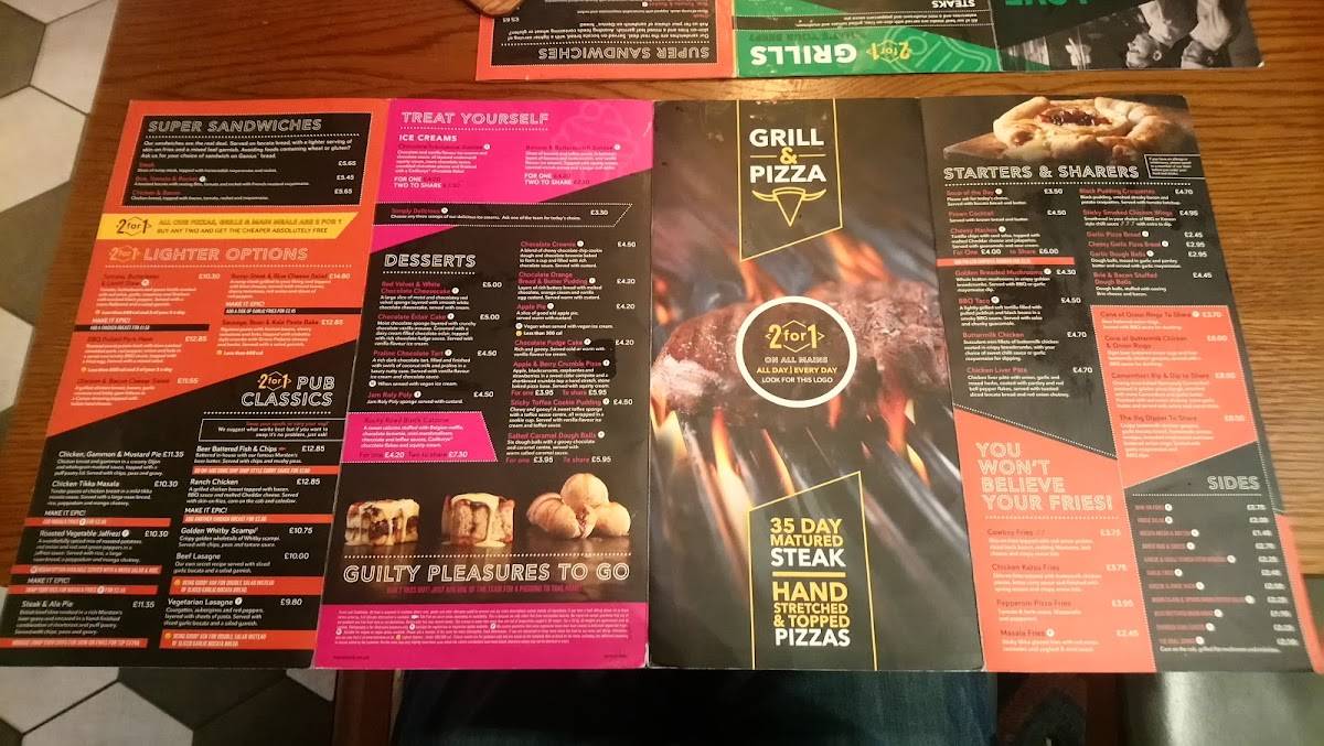 Menu at Hollybush pub & bar, Wolverhampton, 494 Penn Rd