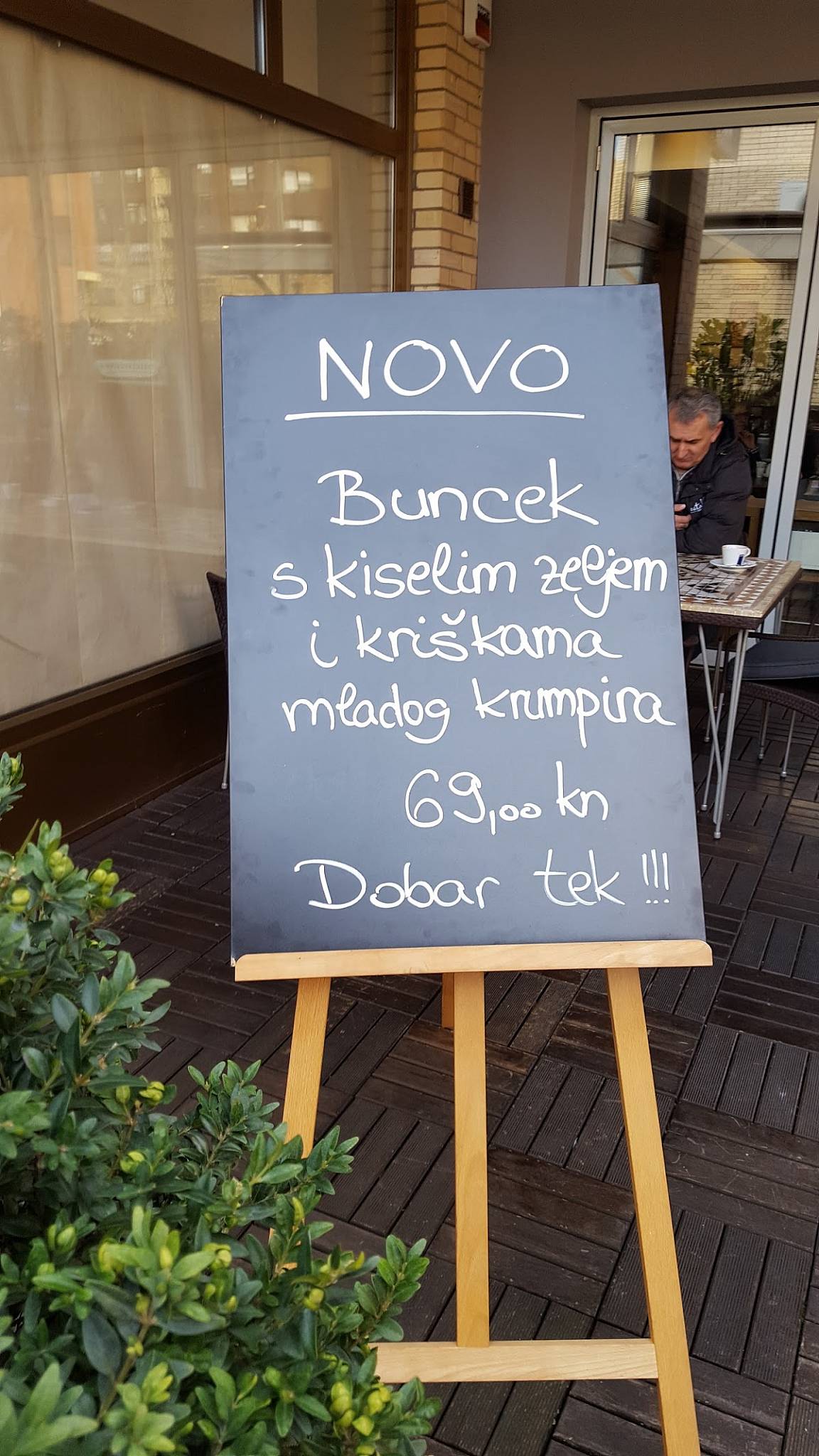 Menu at Batak Kvatrić restaurant, Zagreb, Ul. Jakova Gotovca 1