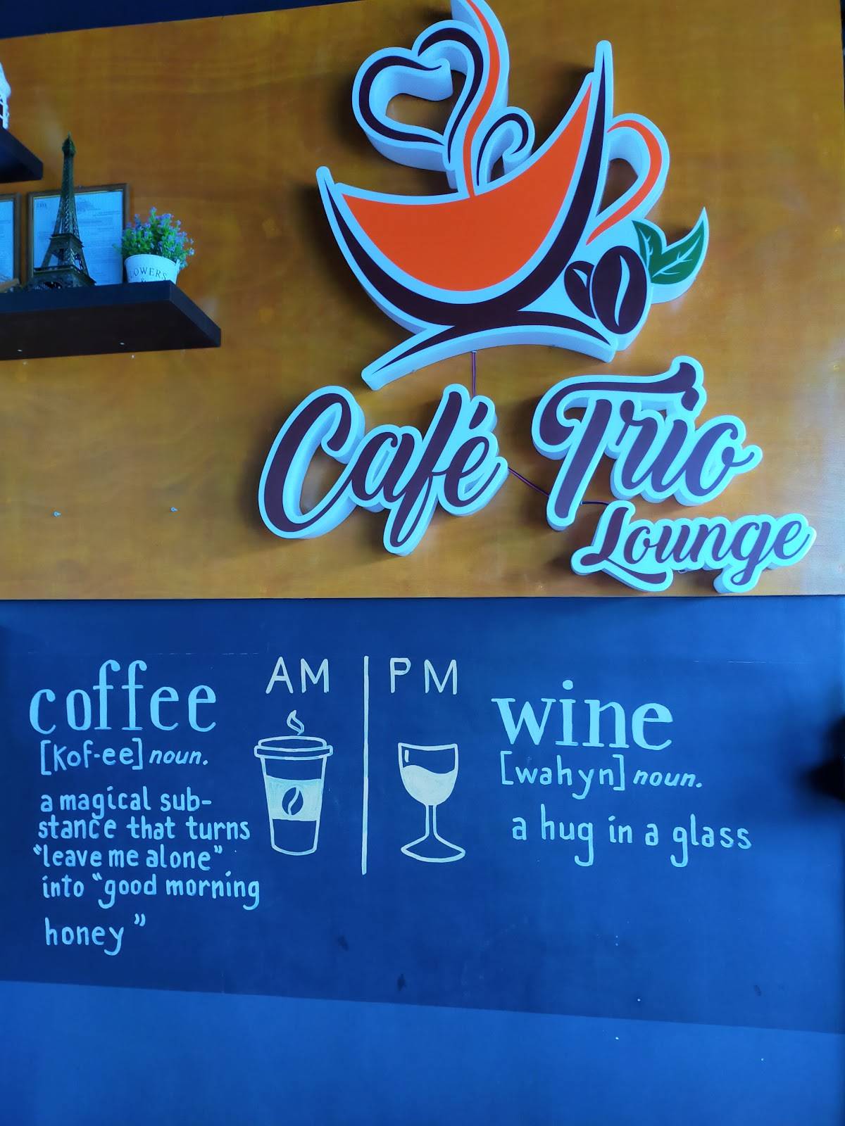 Menu at Cafe Trio Lounge, Loay