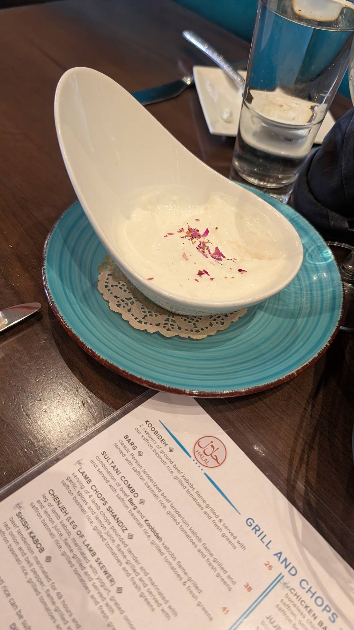 Carta de Divan Restaurant, McLean
