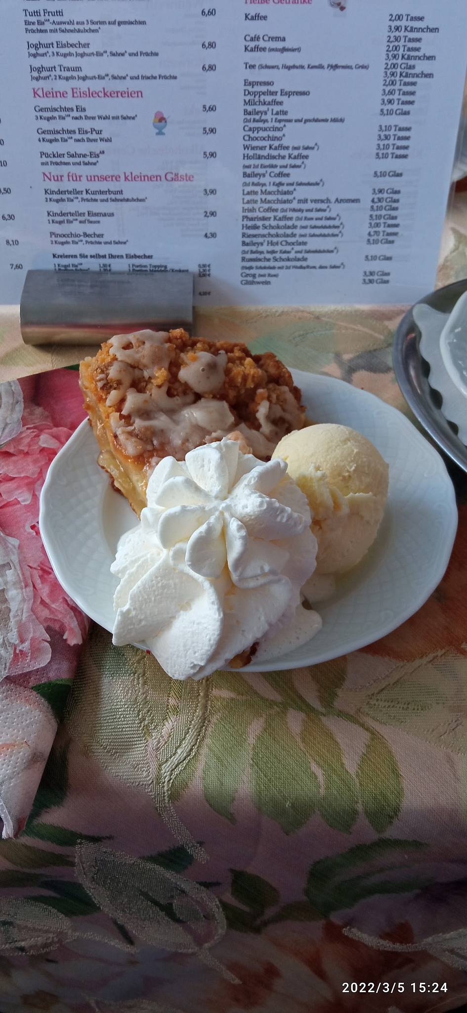 Speisekarte von Eiscafé Surprise cafe, Berlin
