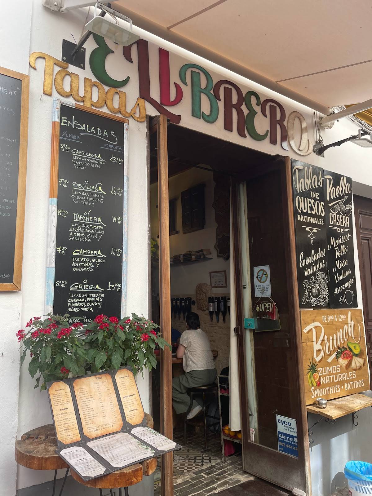 Carta del pub y bar El librero tapas, Sevilla