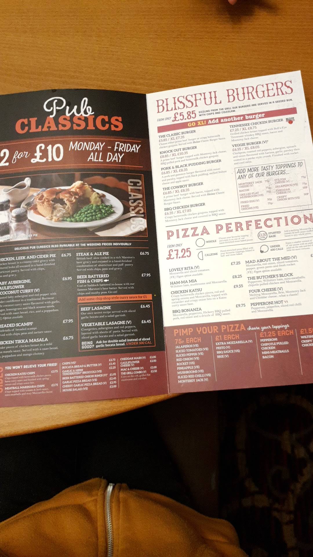 Menu at Lincolnshire Otter pub & bar, Gainsborough, Somerby Way