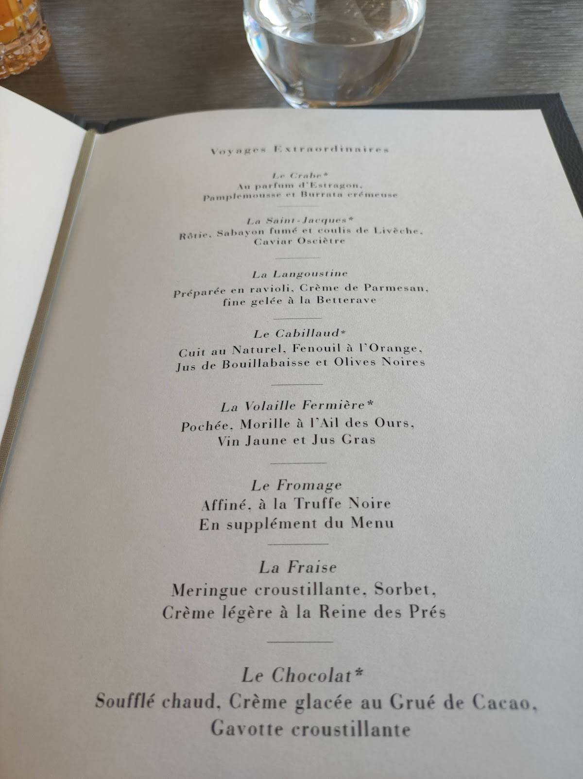 Menu au Le Jules Verne restaurant, Paris, Avenue Gustave Eiffel Tour Eiffel
