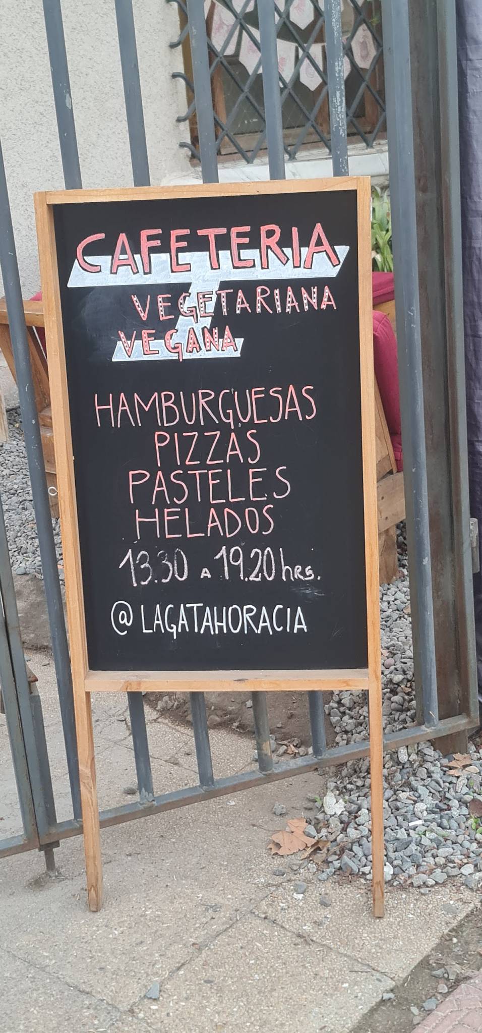 Menu at La Casa De La Gata Horacia cafe, Providencia