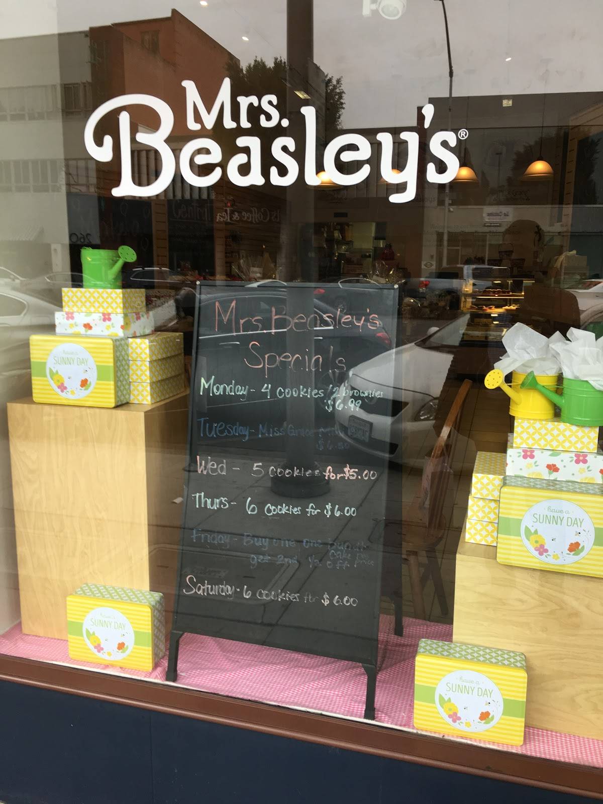 Menu at Mrs. Beasley's Bakery, Beverly Hills