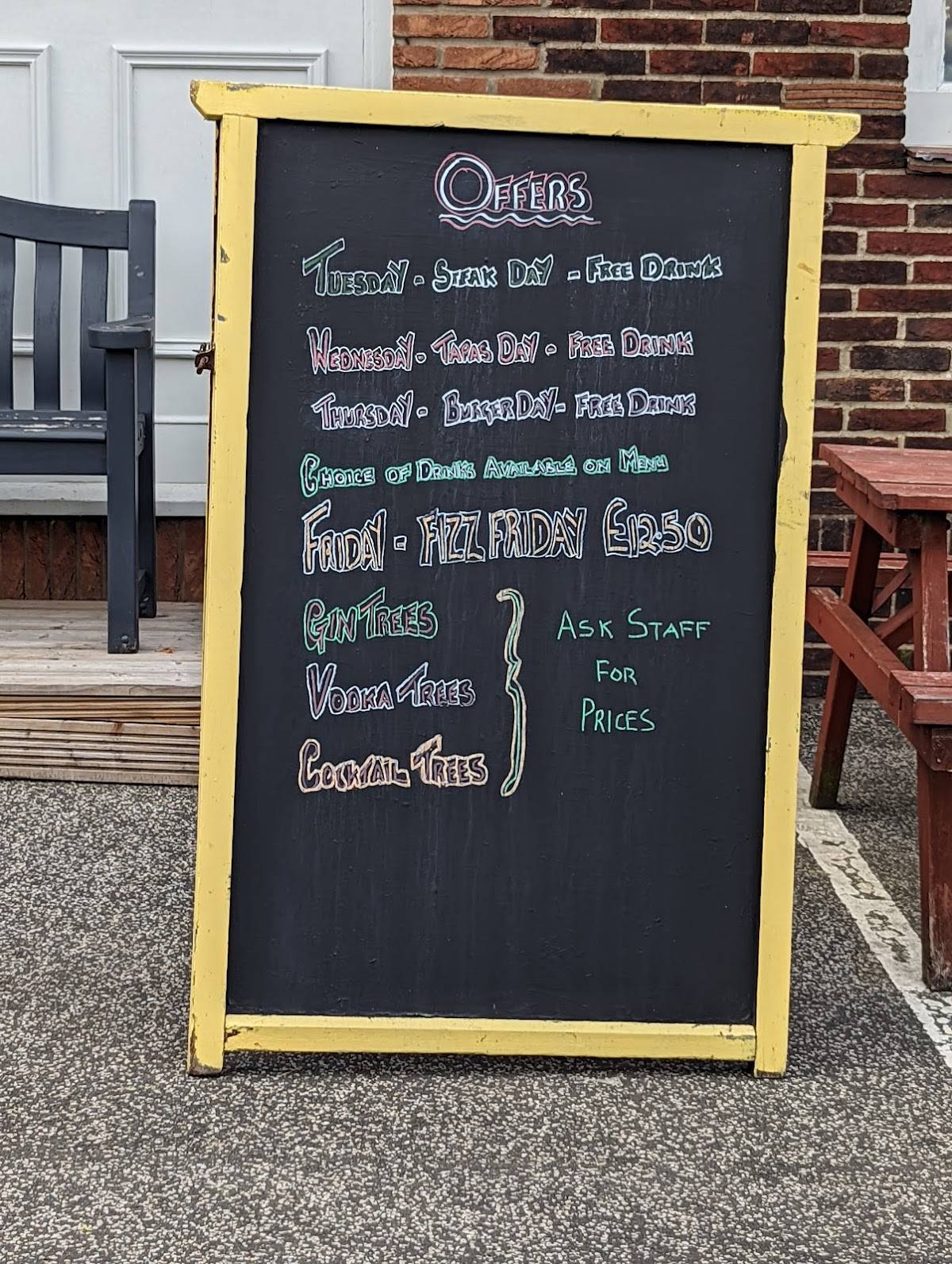Menu at The Red Lion pub & bar, Whitley Bay