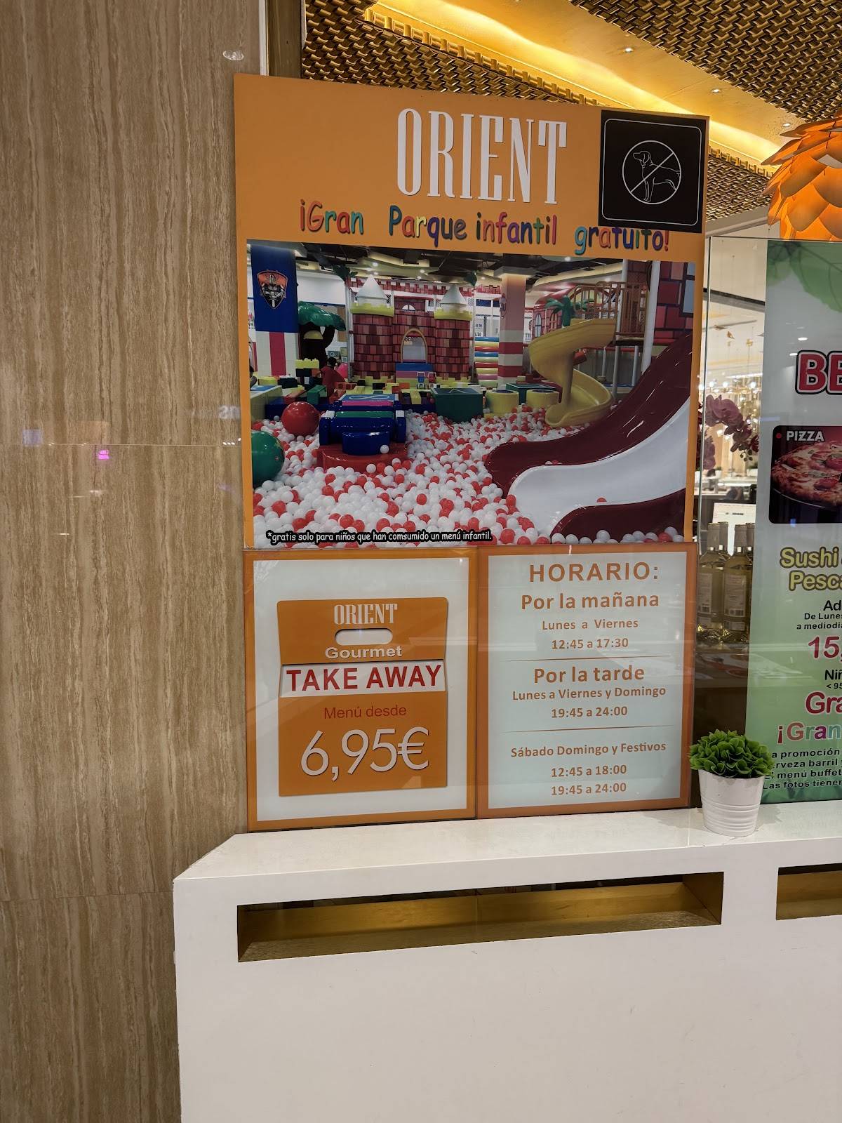 Menu at Orient restaurant, Madrid, C. de Aracne