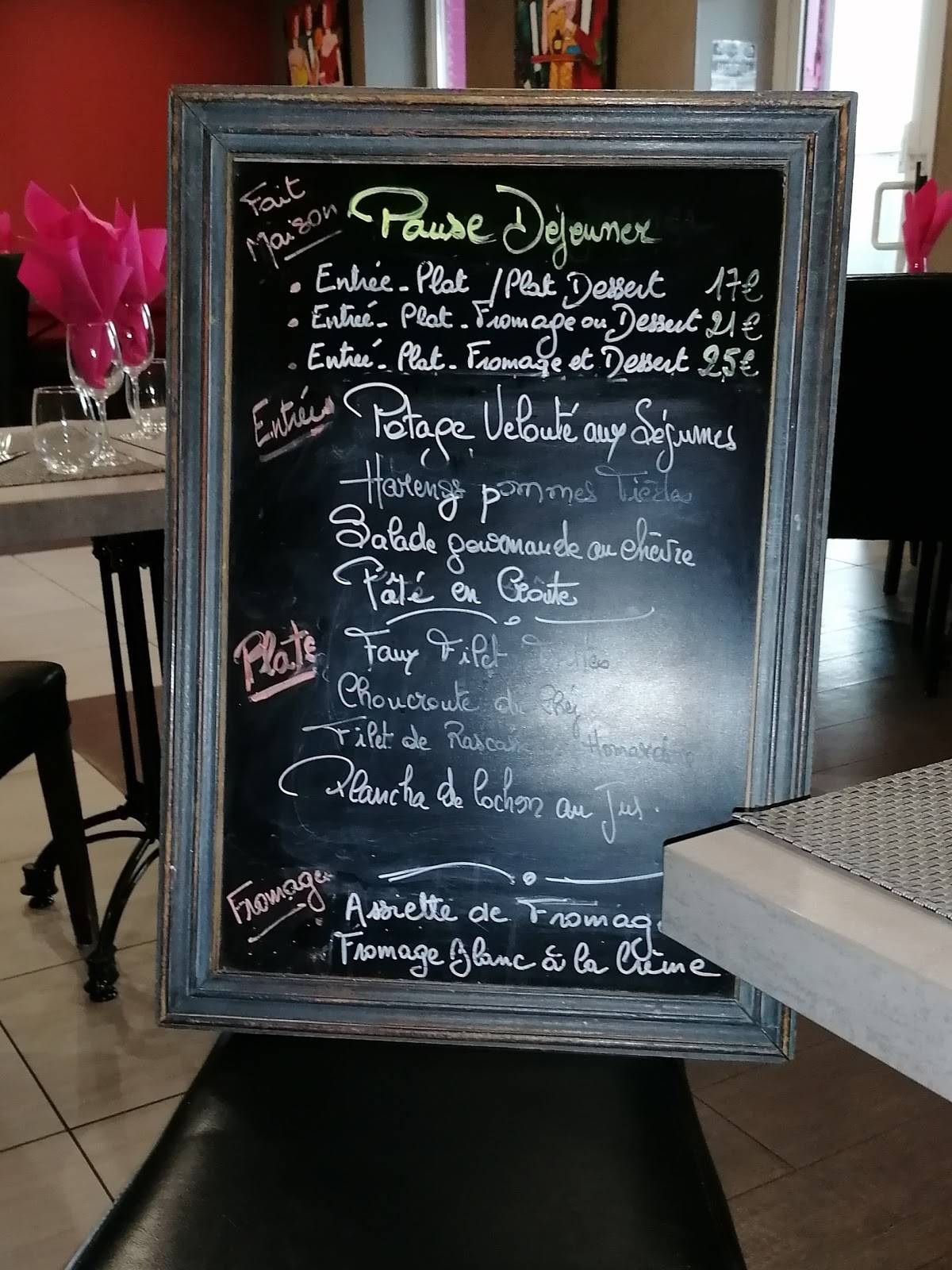 Menu au Le Saint Pierre restaurant, Écuisses