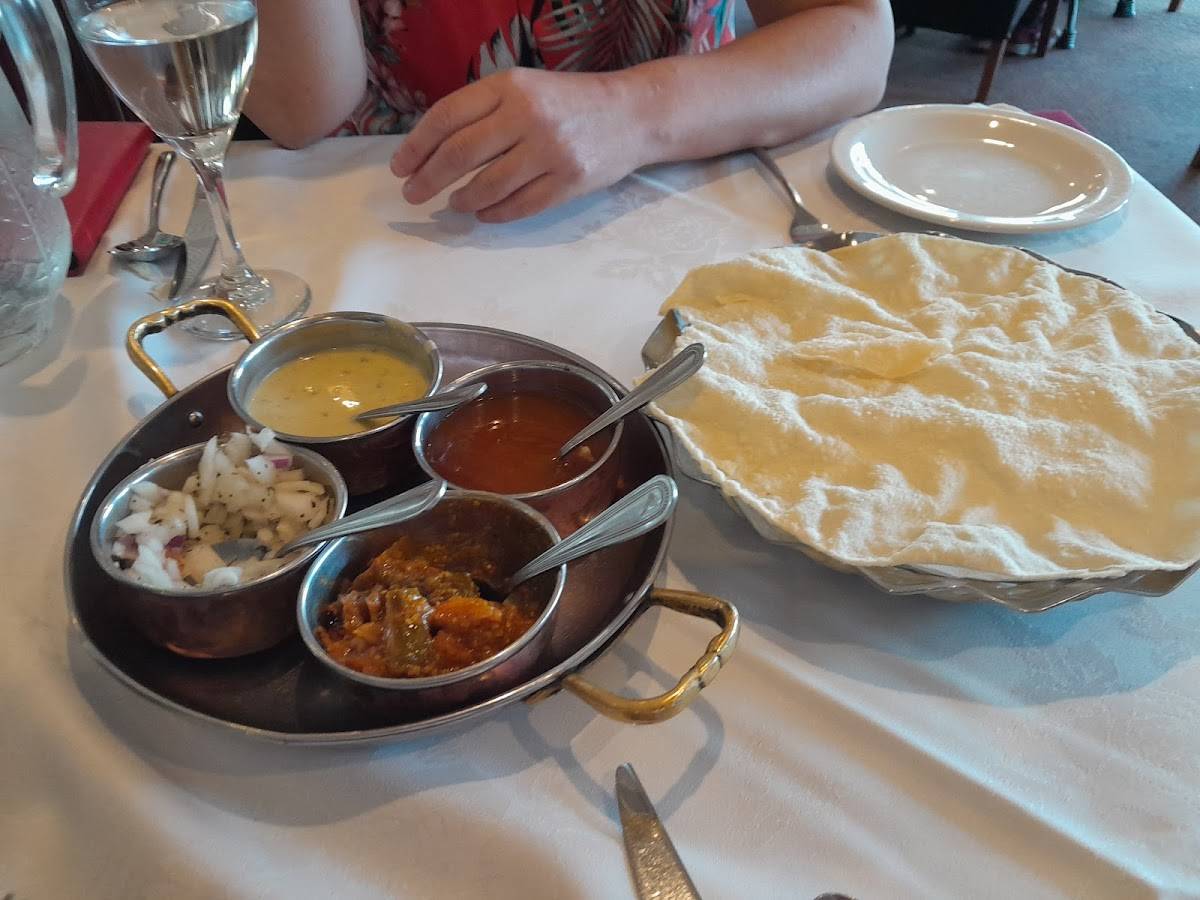 Menu at Raj Kinara restaurant, Rhoose, Fontygary Rd