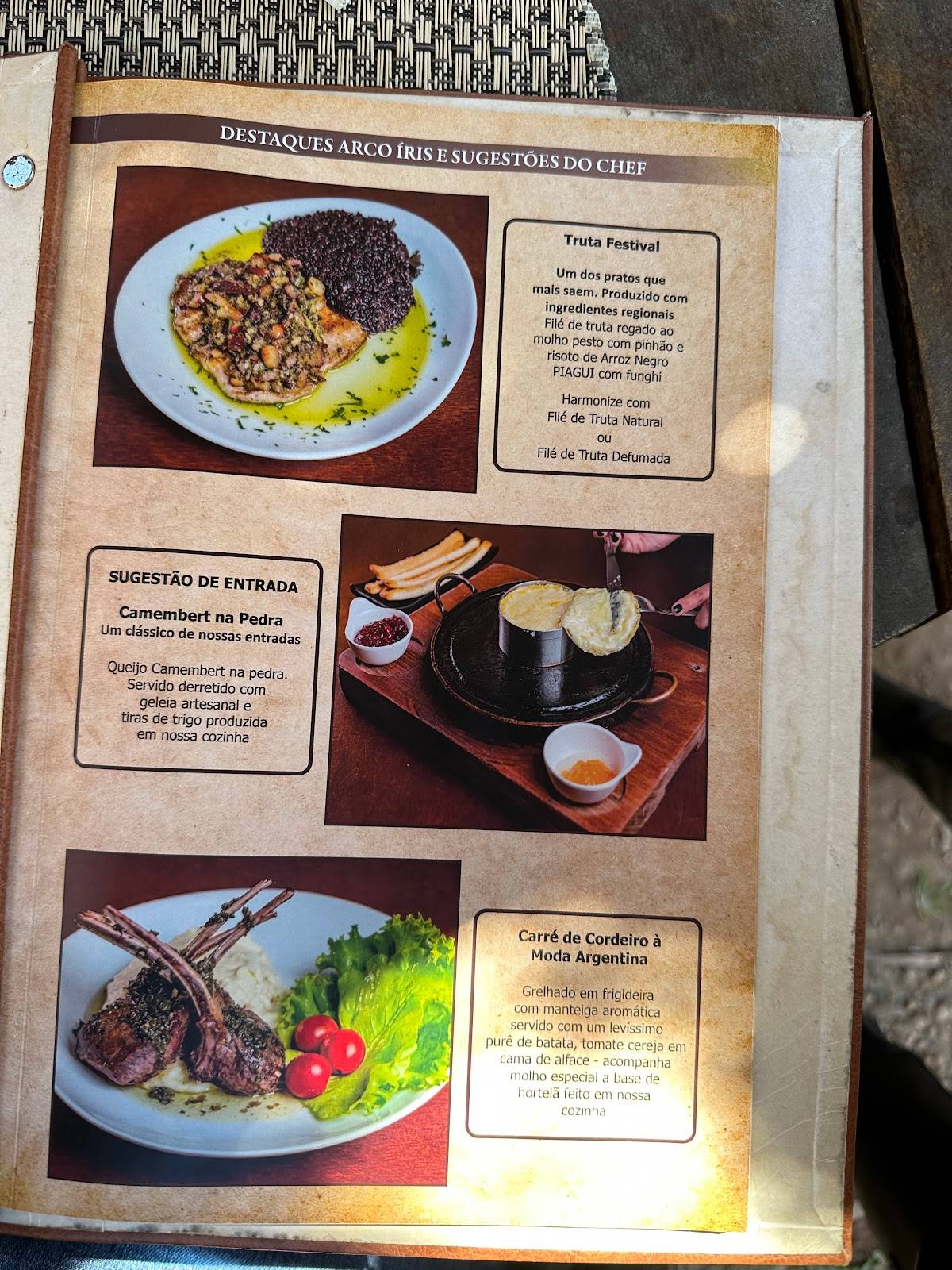 Menu em Restaurante Arco Íris, Santo Antônio do Pinhal, Avenida Antônio ...