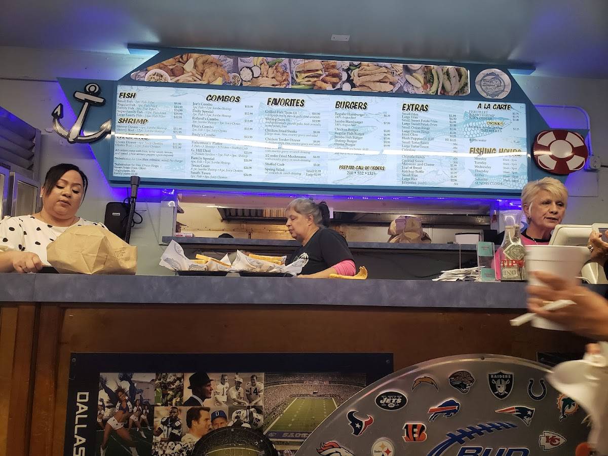 Menu at Rudy's Seafood restaurant, San Antonio