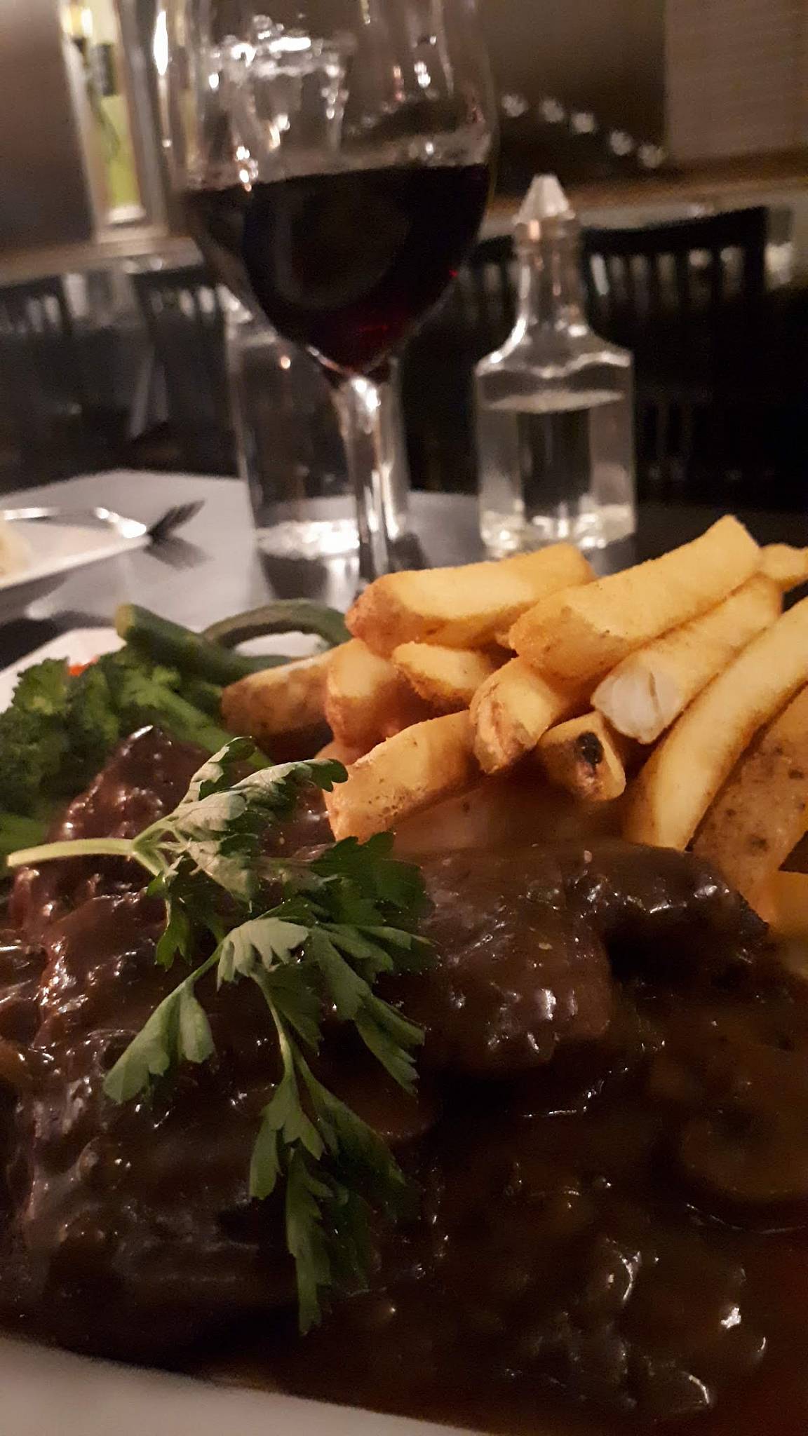 Menu at Waggs Steak & Seafood Restaurant, Sarnia