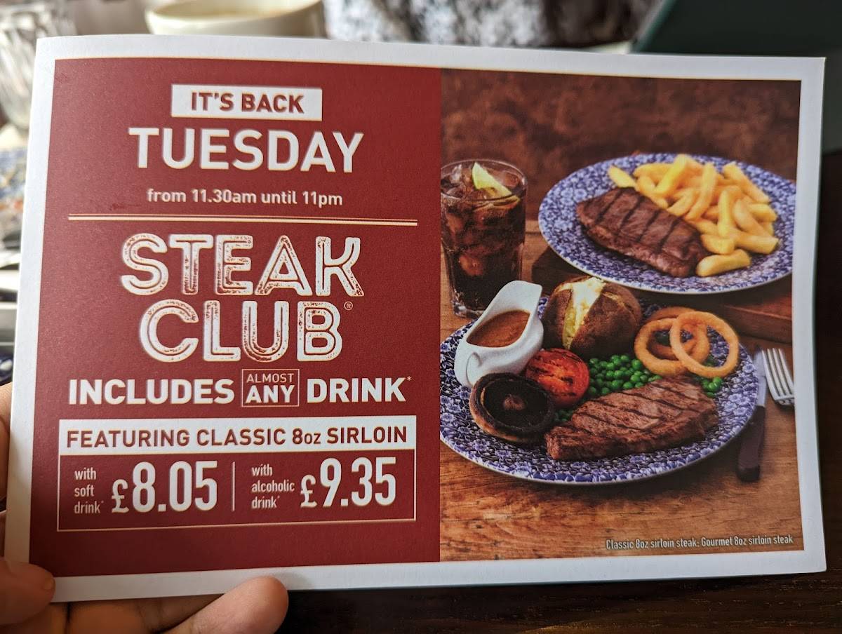 Menu at The Crown Inn - JD Wetherspoon pub & bar, Fareham, 40 West St