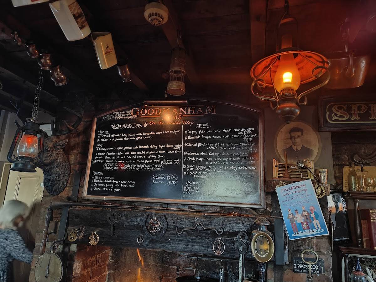 Menu at The Goodmanham Arms pub & bar, Goodmanham, Main St