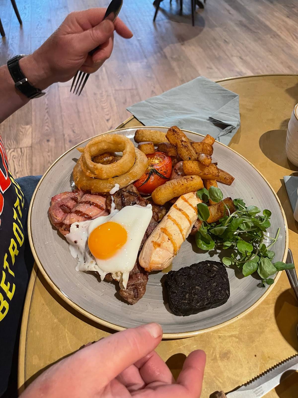 Menu at The Stamford Gate Hotel pub & bar, Holywell