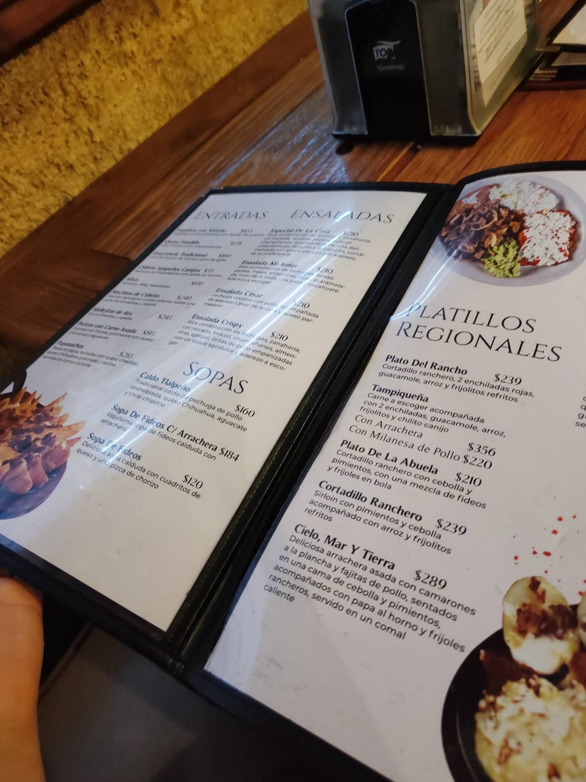 Menu at Tierra Bendita restaurant, Ciudad Acuña