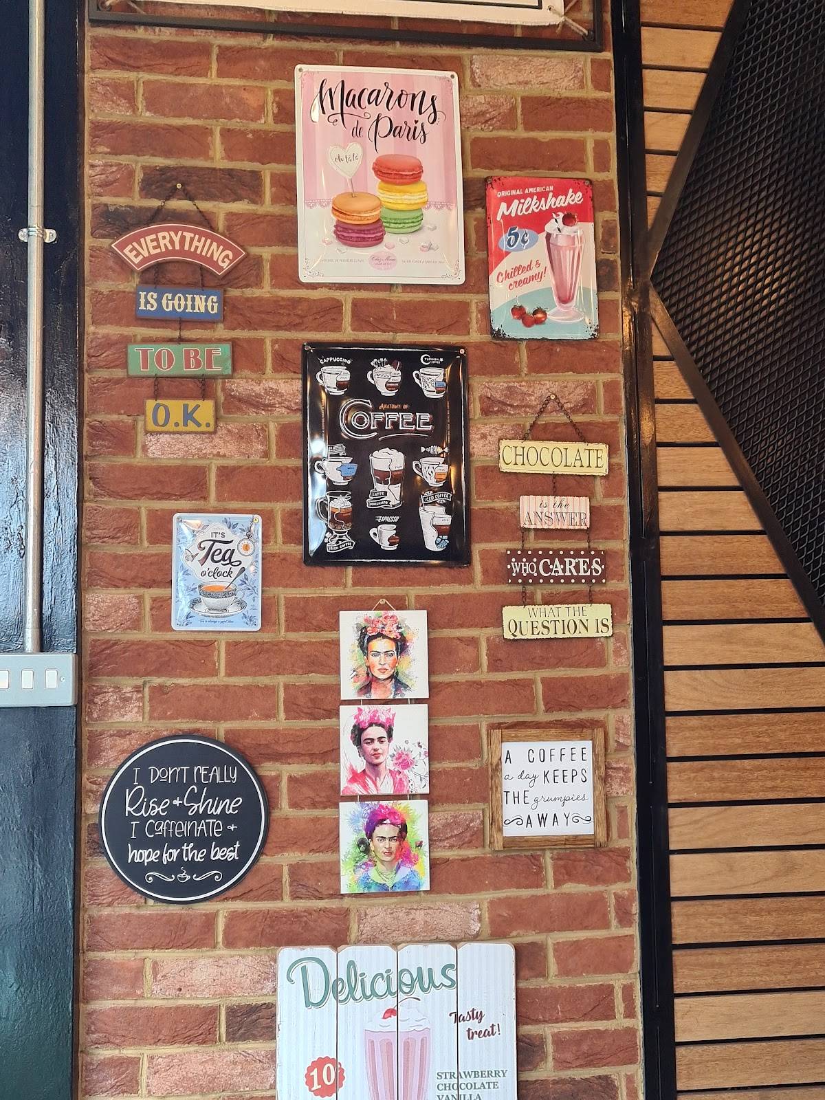 Menu at Zaza cafe bistro, London