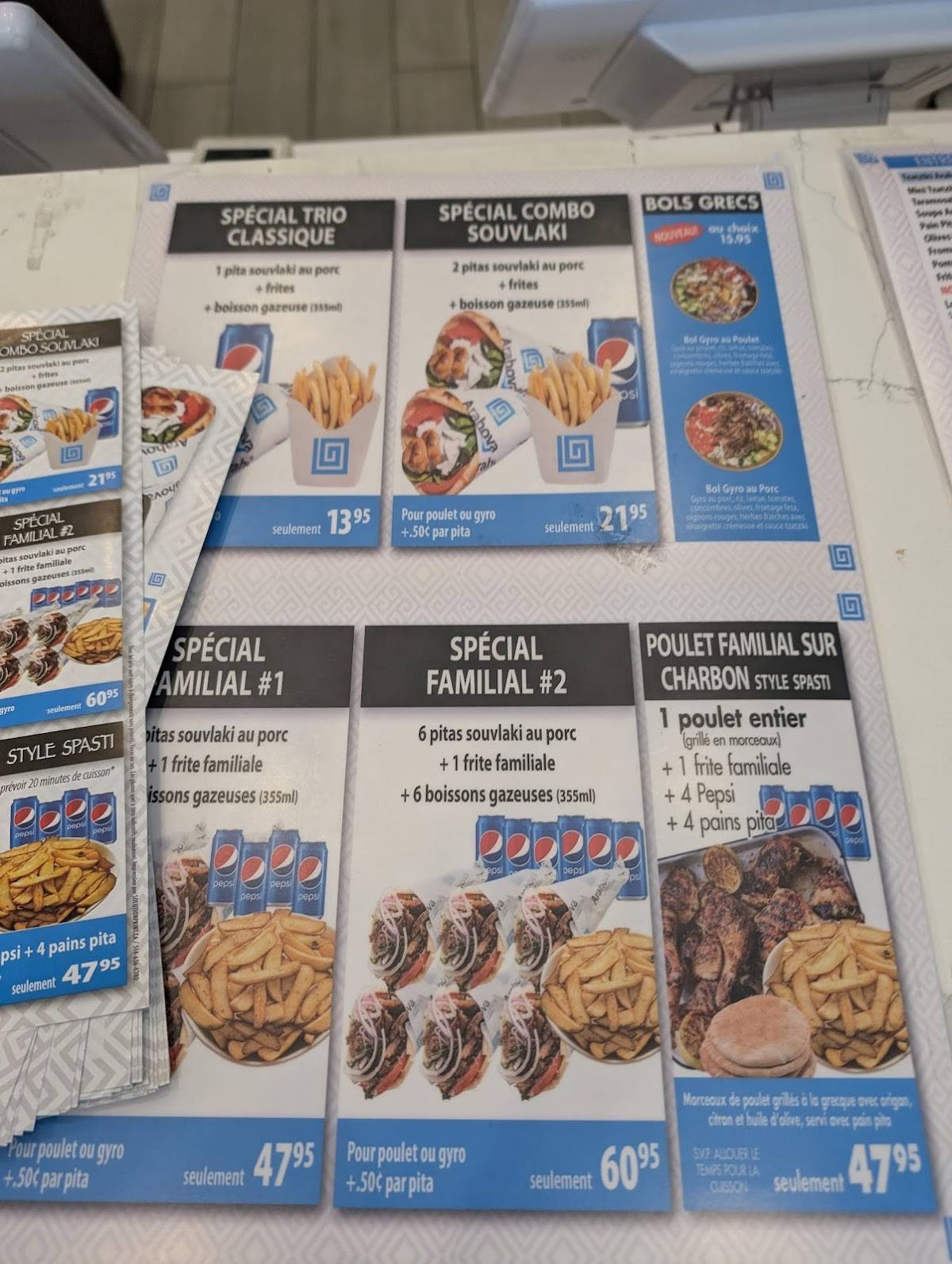 Menu at Arahova Souvlaki Pointe-Claire restaurant, Pointe-Claire