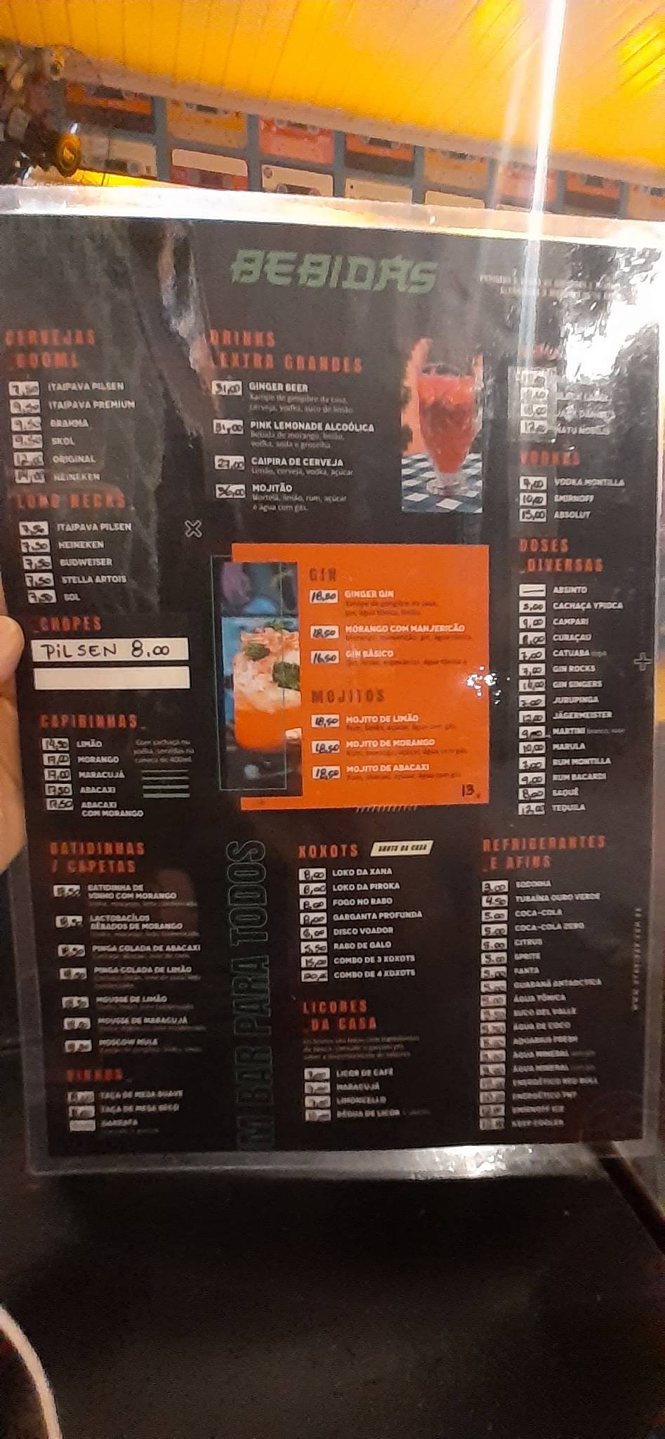 Menu em Atari Bar, Maringá