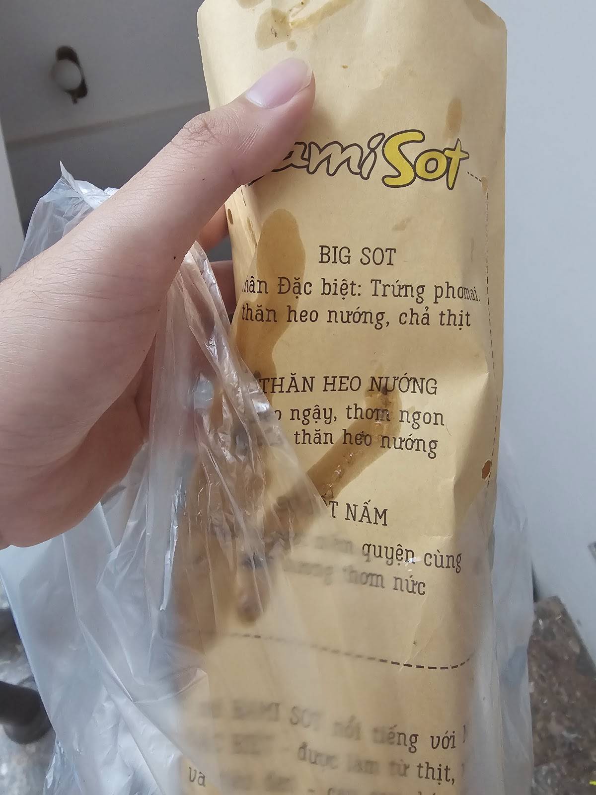 Menu at Bánh Mì Bami Sot restaurant, Hanoi, 33 Đ. Lĩnh Nam