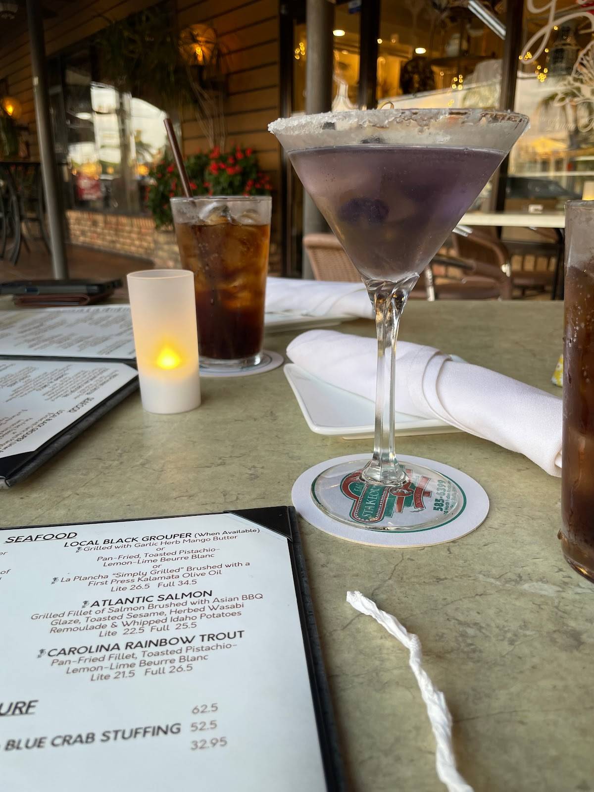 Menu at E&E Stakeout Grill pub & bar, Belleair Bluffs