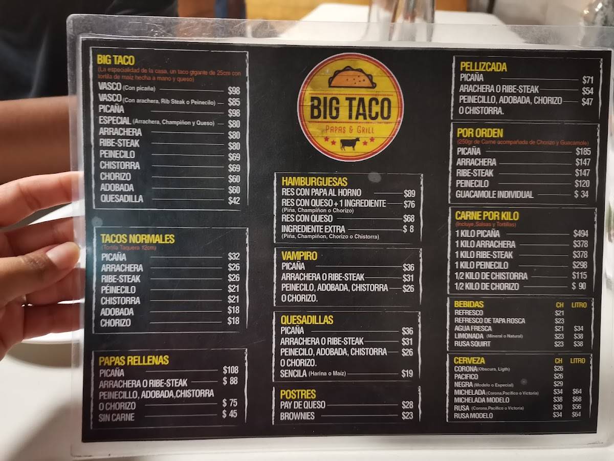 Menu at Big Taco restaurant, Guadalajara