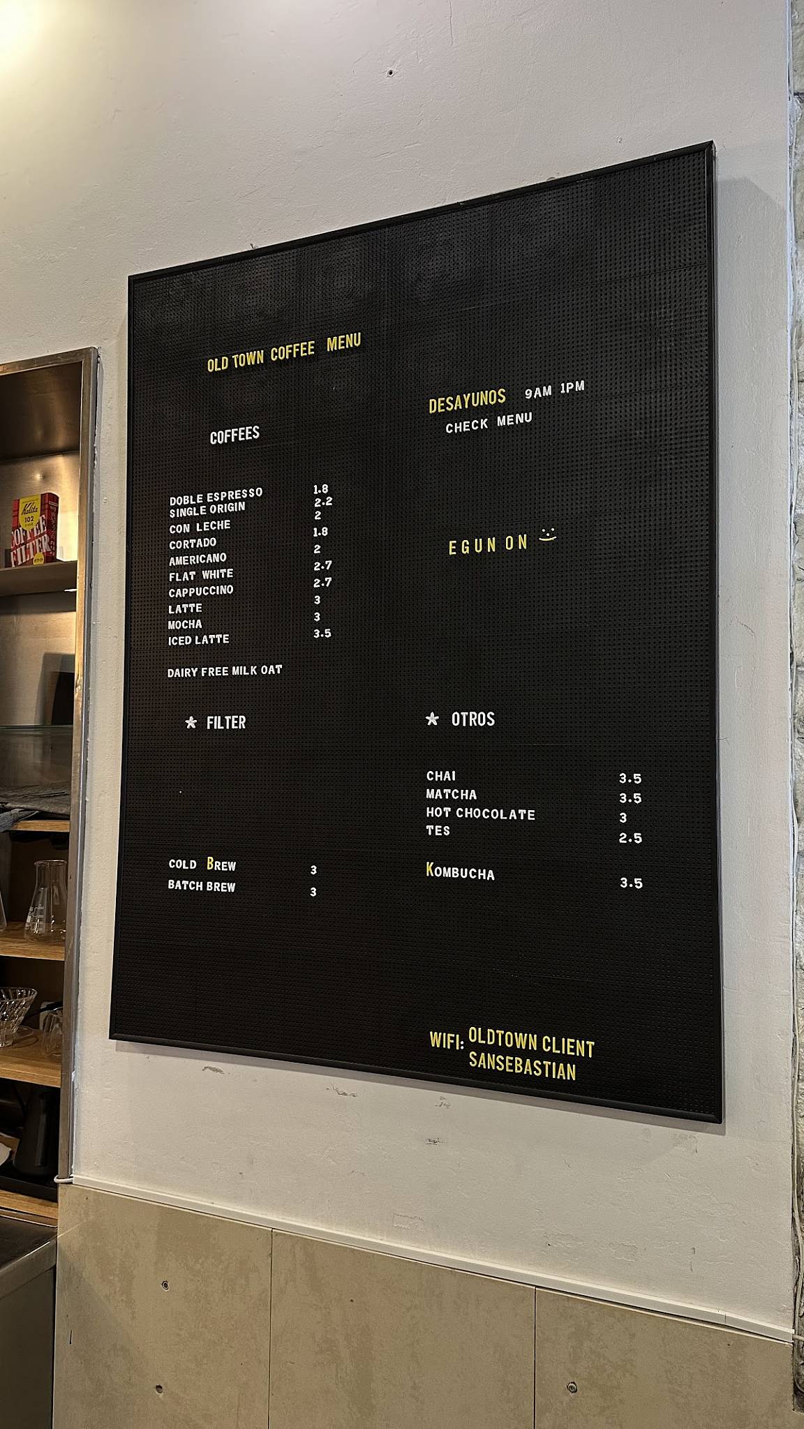 Menu at Old Town Coffee cafe, San Sebastián