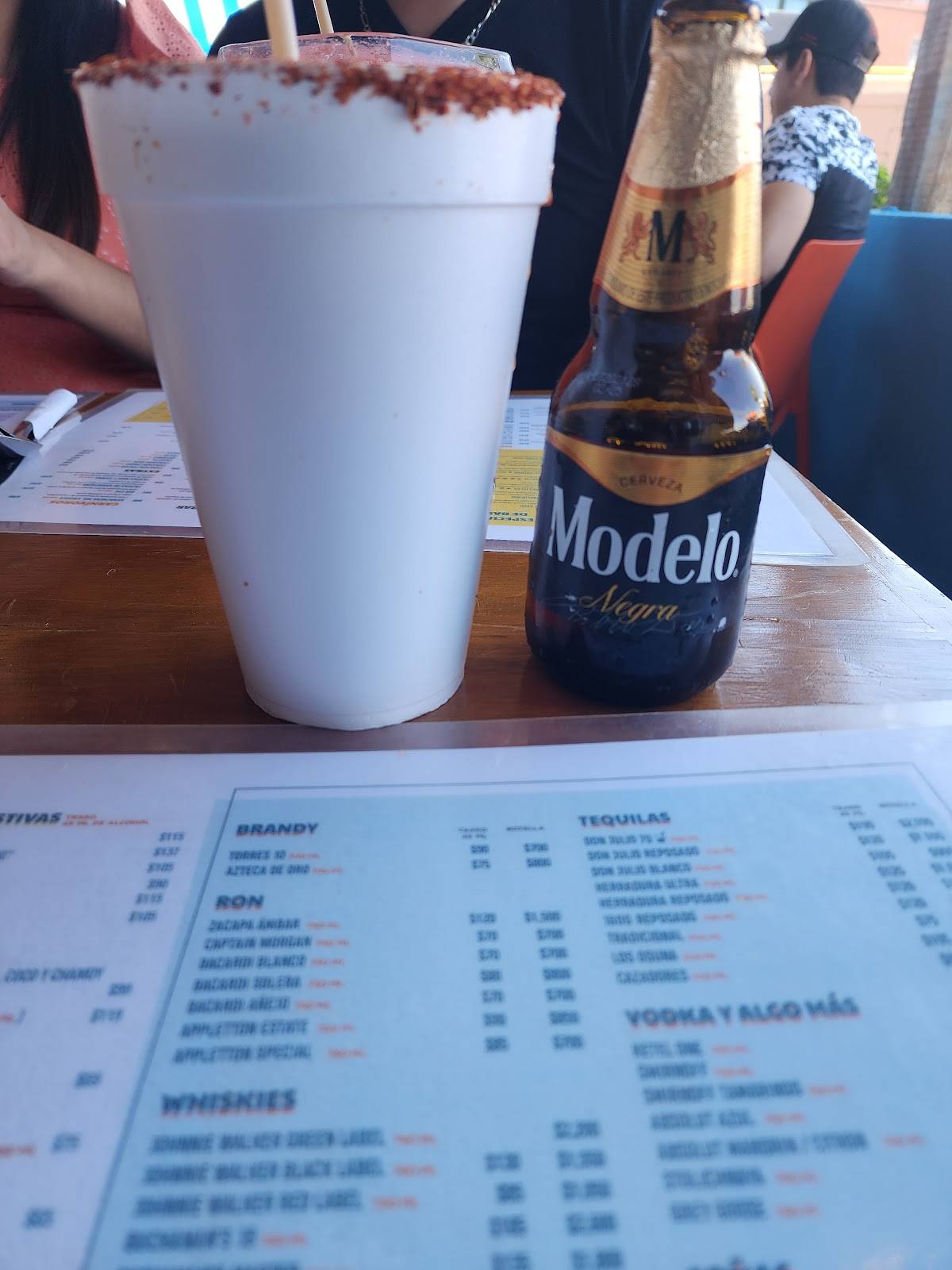 Carta del restaurante El Muchacho Alegre Chihuahua, Chihuahua