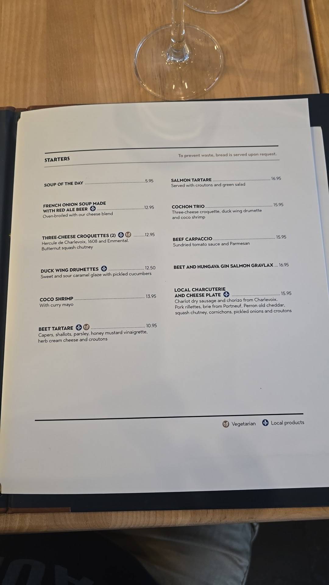 Menu au Cochon Dingue Lebourgneuf restaurant, Québec, Bd Lebourgneuf