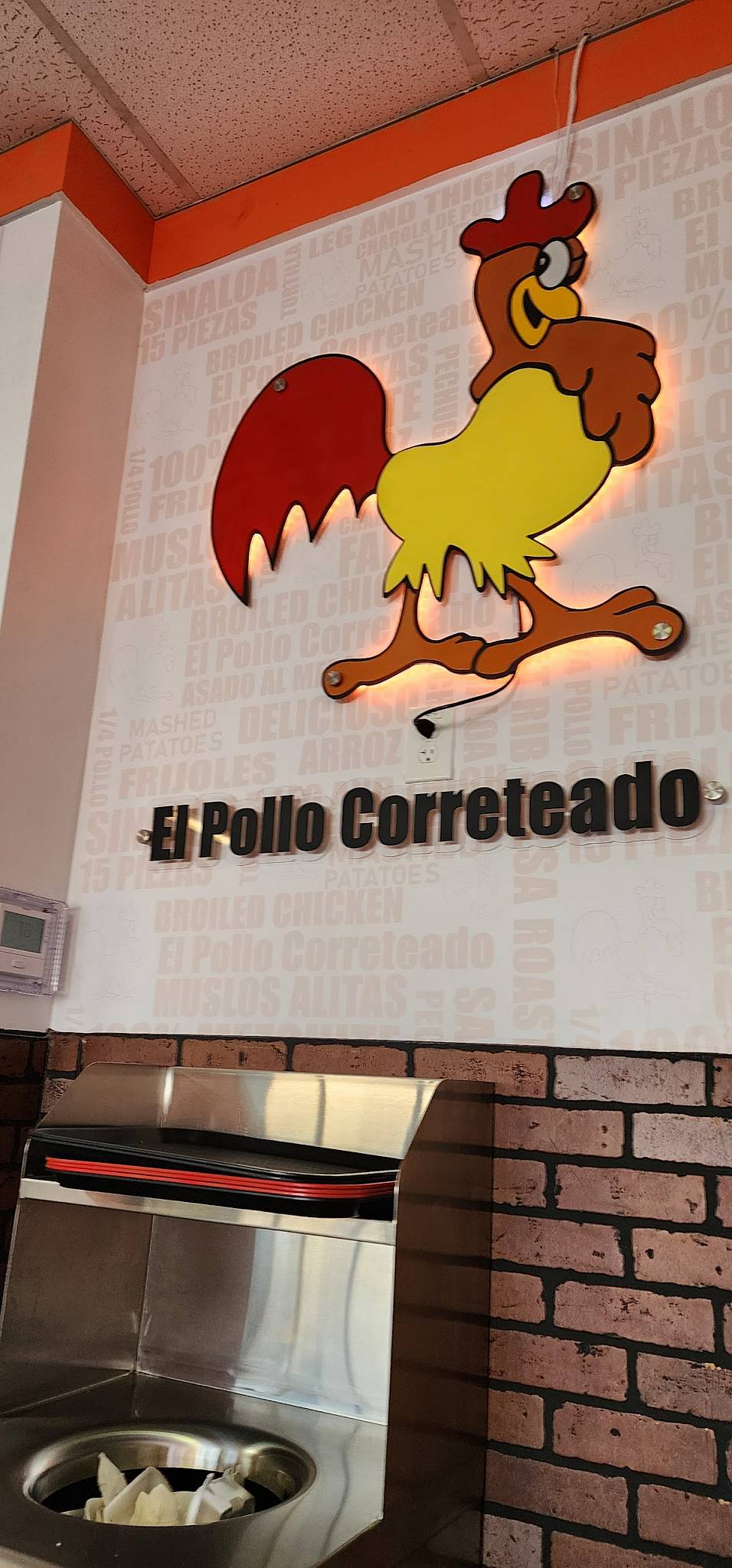 Menu at El Pollo Correteado restaurant, Mesa