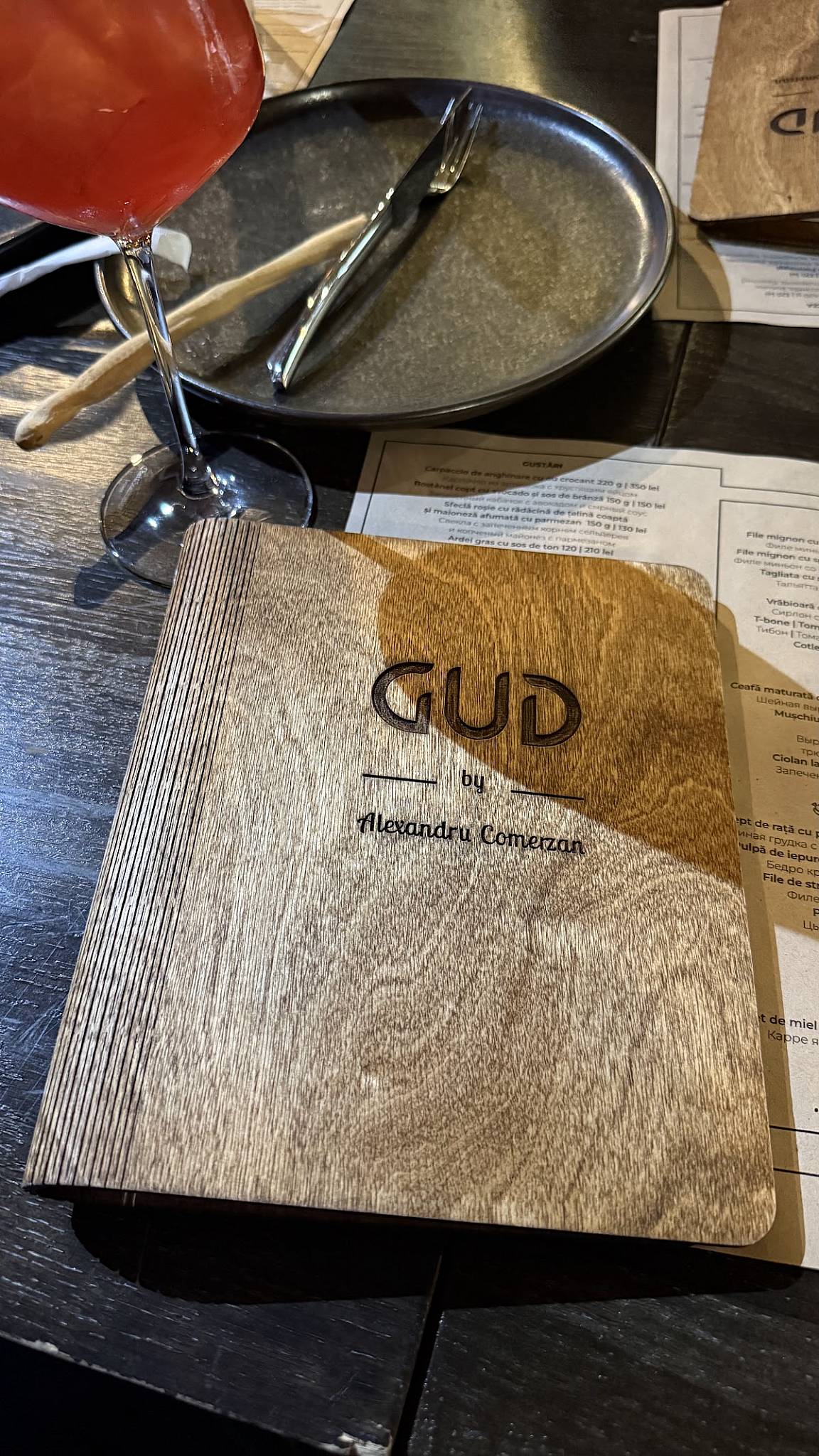 Menu at Gud, Chisinau, Strada Mihail Sadoveanu 19