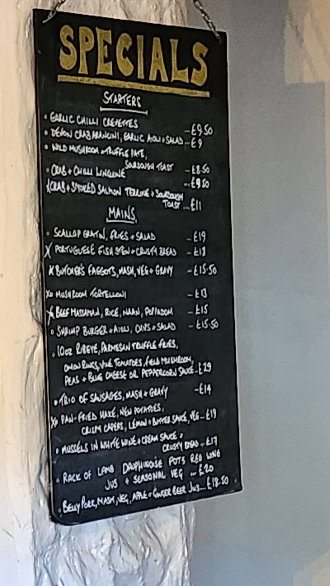 Menu at Holman Clavel Inn pub & bar, Pitminster