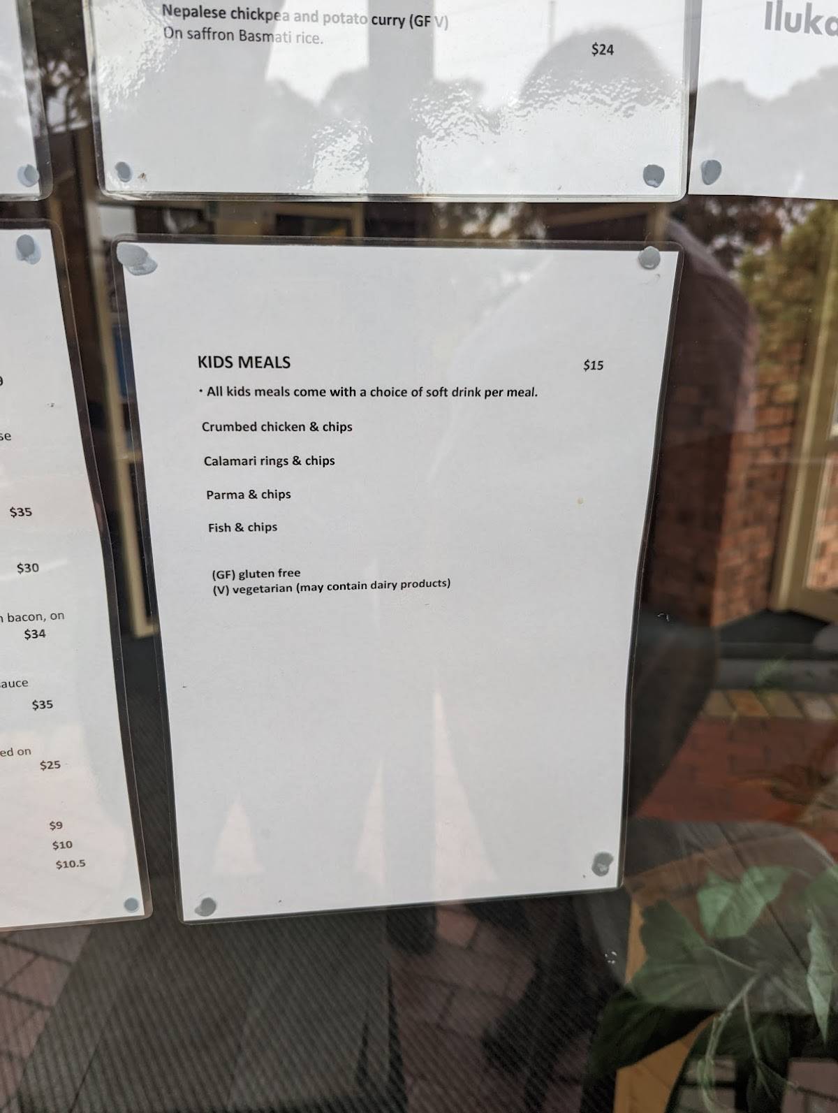 Menu at Iluka Tavern pub & bar, Coles Bay