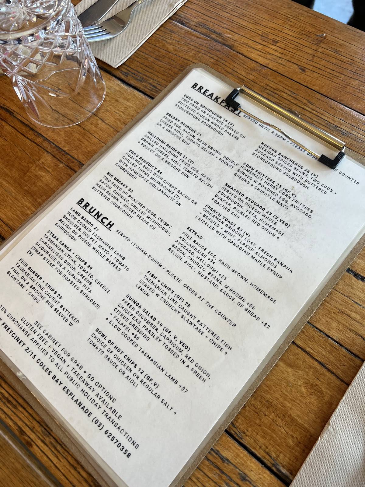 Menu at Iluka Tavern pub & bar, Coles Bay