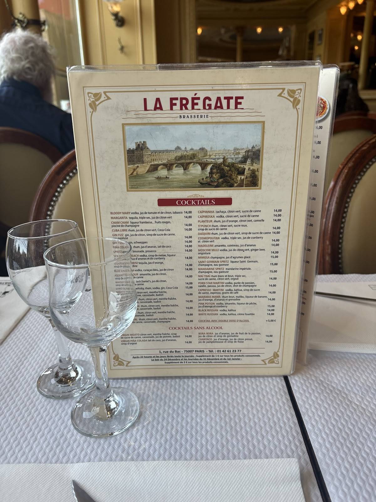 Menu au La Frégate restaurant, Paris, 1 Rue du Bac - Angle